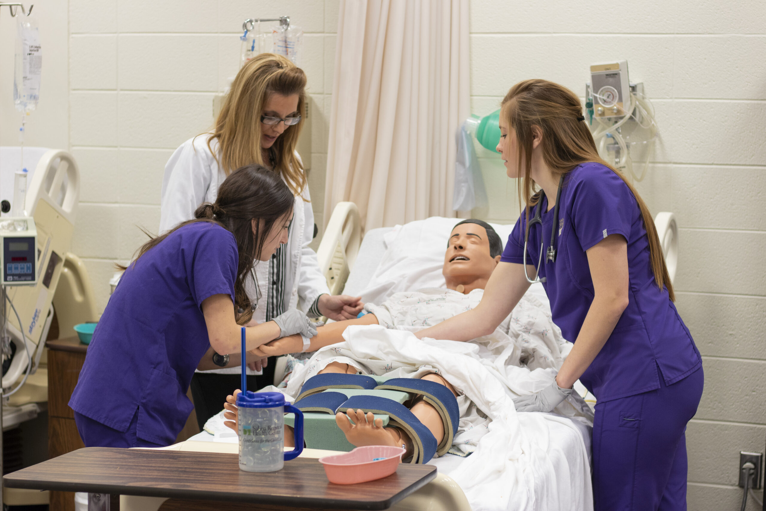KWU Nursing Program Receives Mabee Foundation Grant - Kansas Wesleyan ...